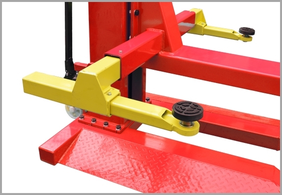 Single Post Automotive UTV Lift 7000lb SML-7 | NHProEquip.com